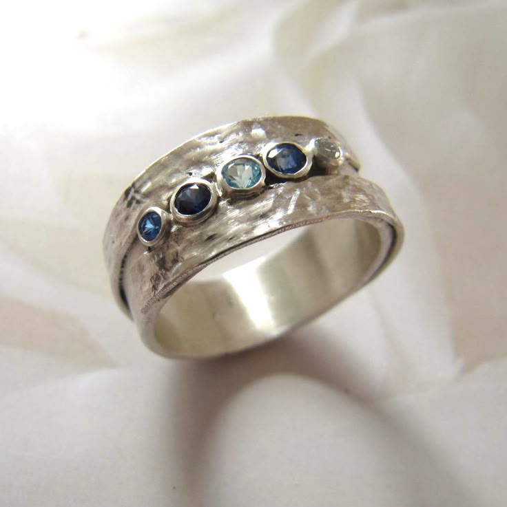 Blue Inlaid Stones Silvered Ring – Omelia&Oliver Jewels